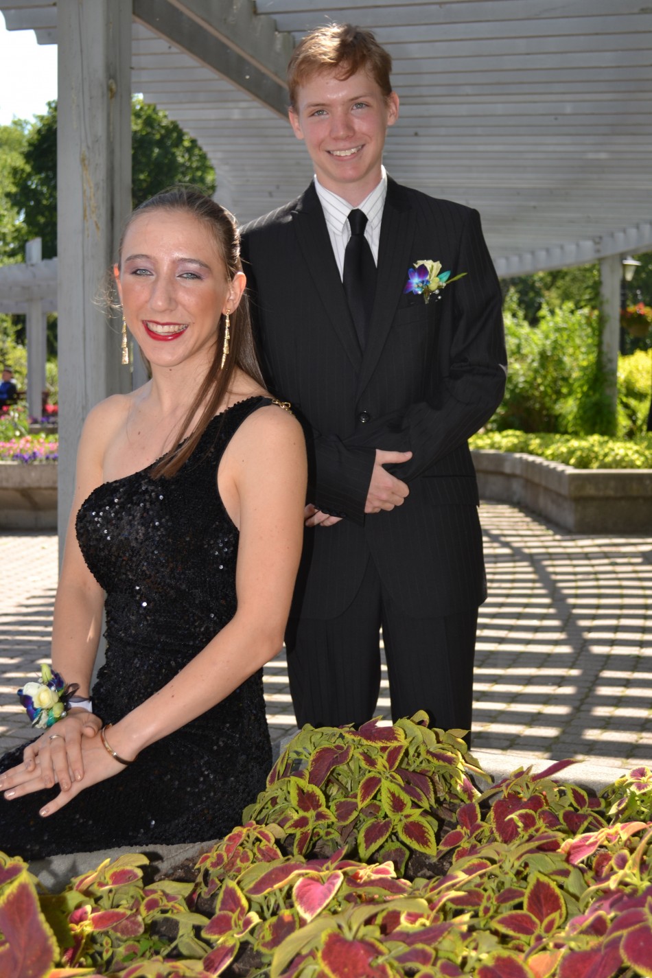 Birchmount Collegiate Prom 2012 - Birch Cliff News