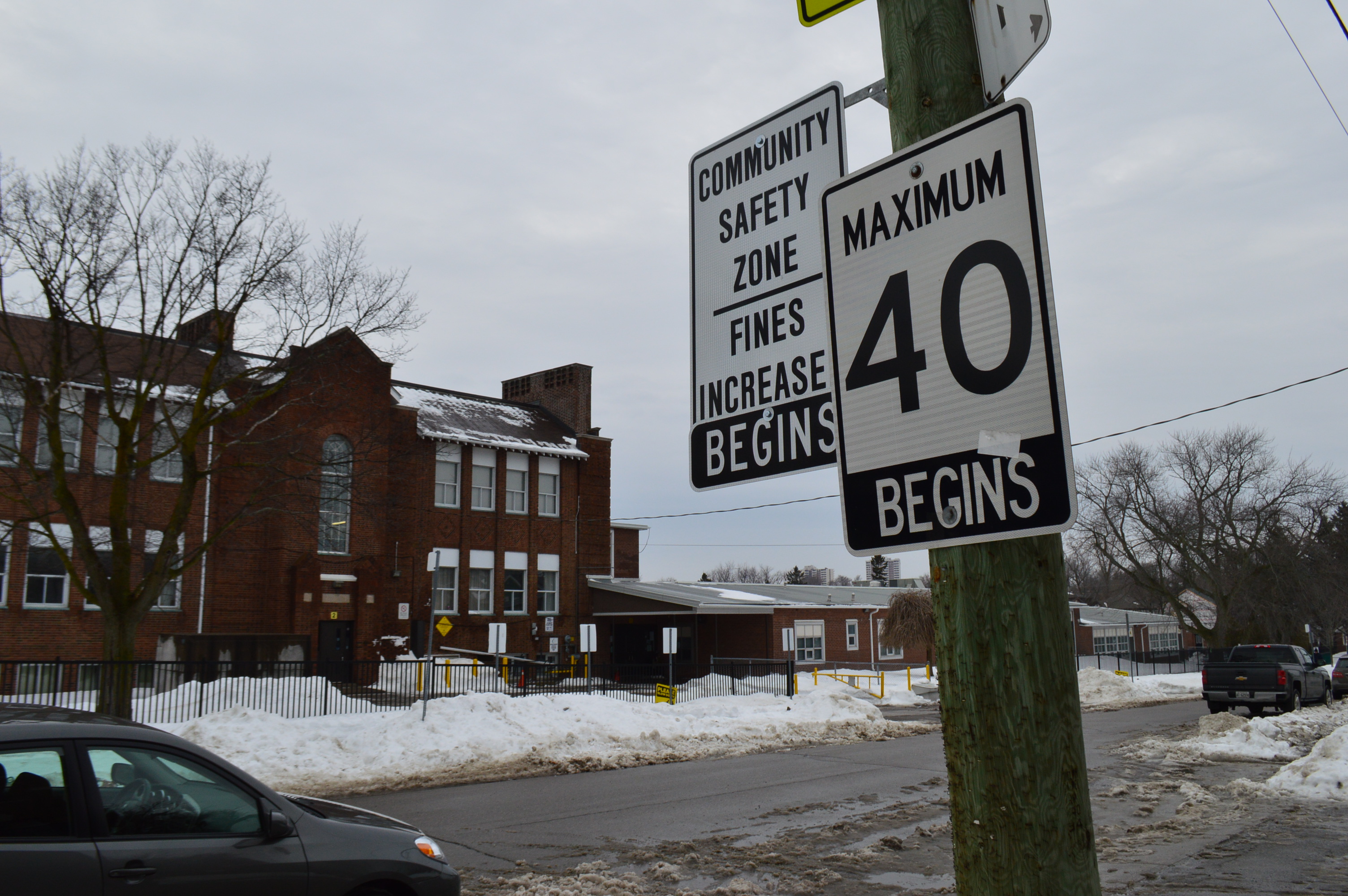 Traffic safety meeting at Birchmount Community Centre. - Birch Cliff News
